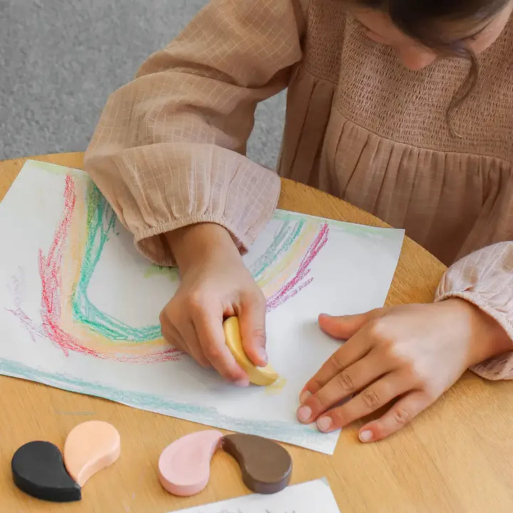 HONEYSTICKS PETALS CRAYONS – Chocolate Freckles